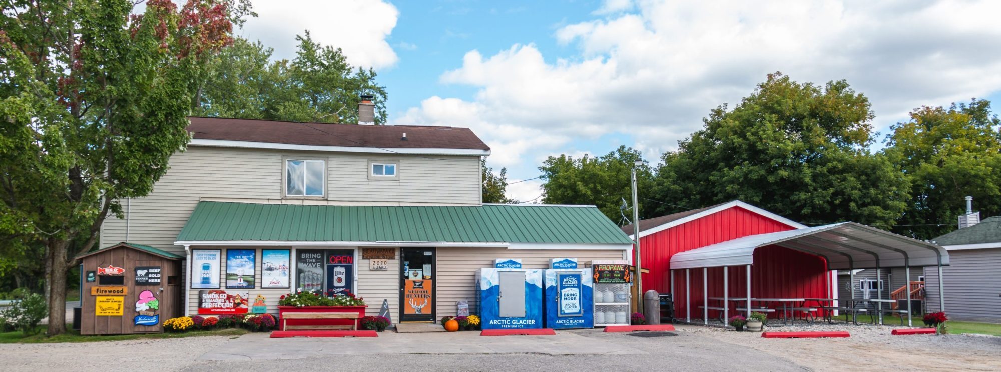 Meauwataka General Store: the little store, atop a hill, in the forest
